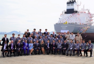 Κτίριο Daehan shipbuilding, κρατήστε μια πρώτη τελετή ονομασίας μετά ...