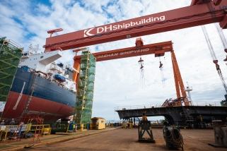 Daehan Shipbuilding received an order of 115,000 DWT an oil product ...